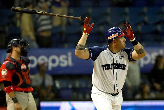 Décimo Inning: Alex Cabrera y Ramón Ortiz desafían al tiempo