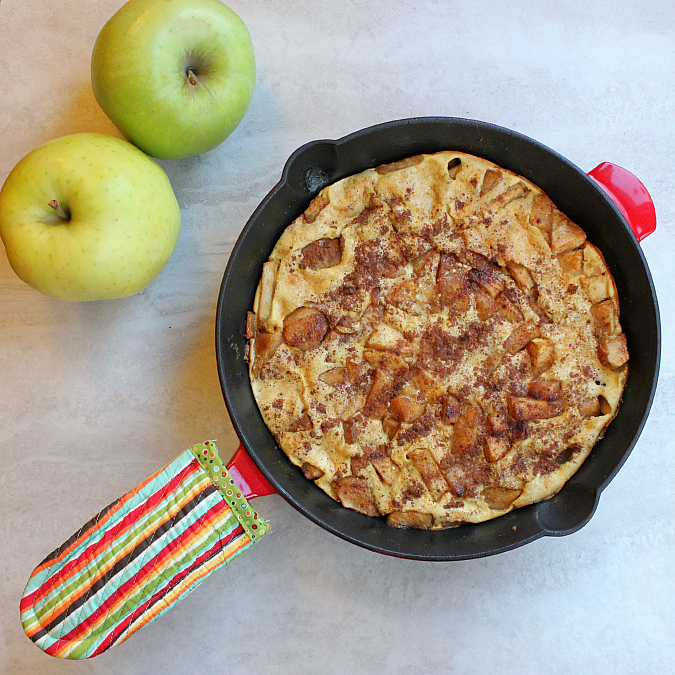 love, laurie: spiced apple puffed skillet pancake