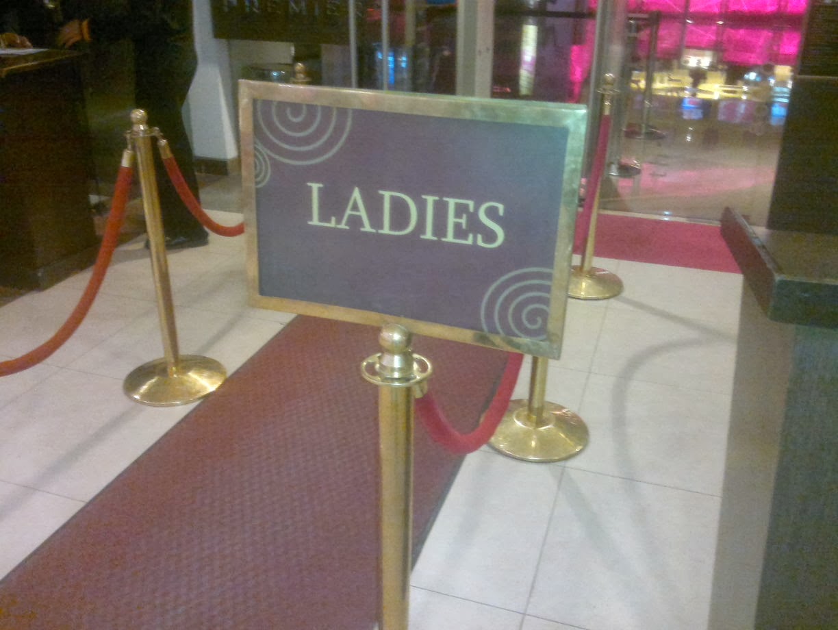 Innovative Crowd Control Barriers « Q-Manager - Queue Managers | Barriers