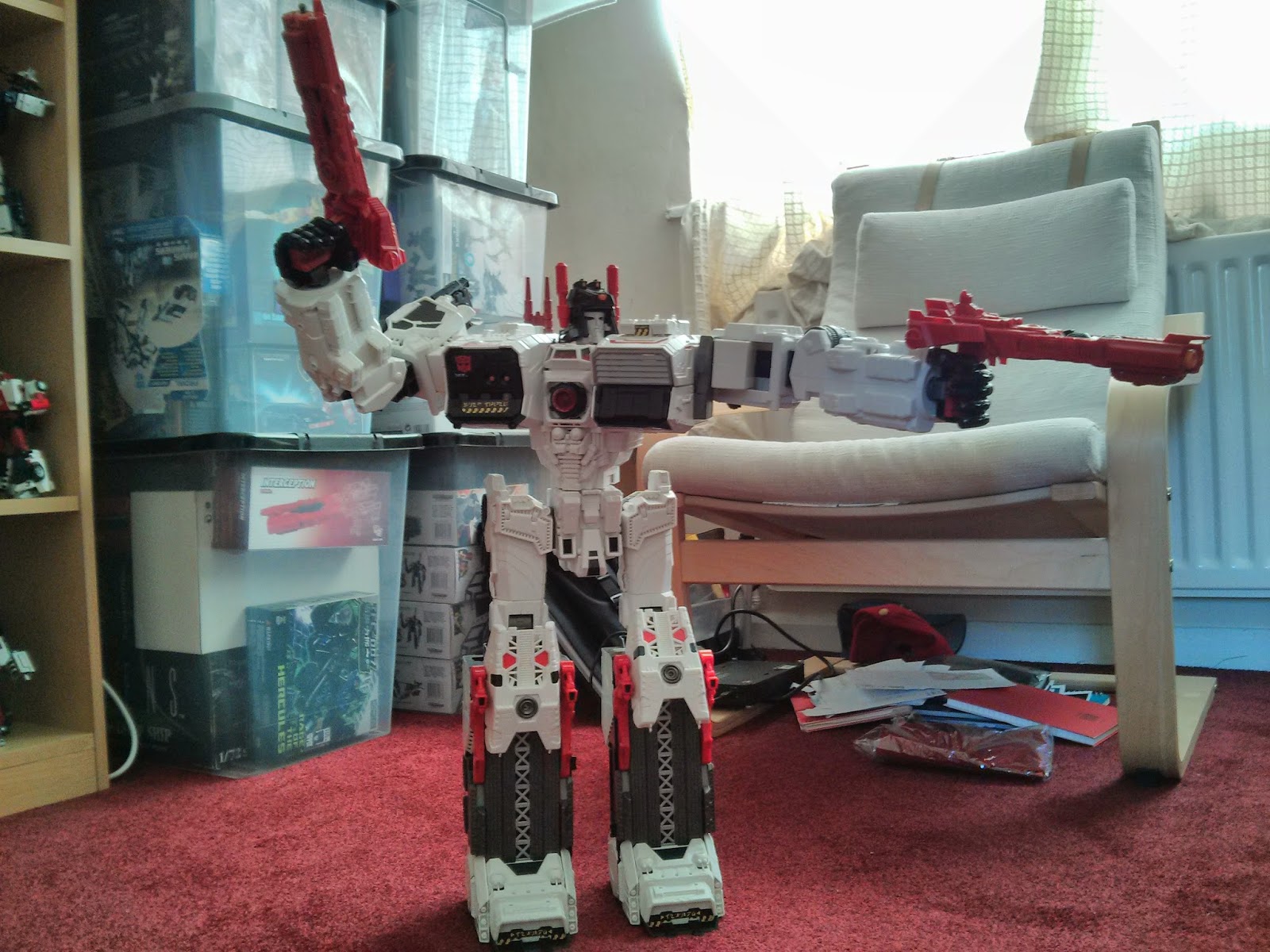 Toybox Soapbox: X2 Toys XT004 Interception Metroplex Gun Review