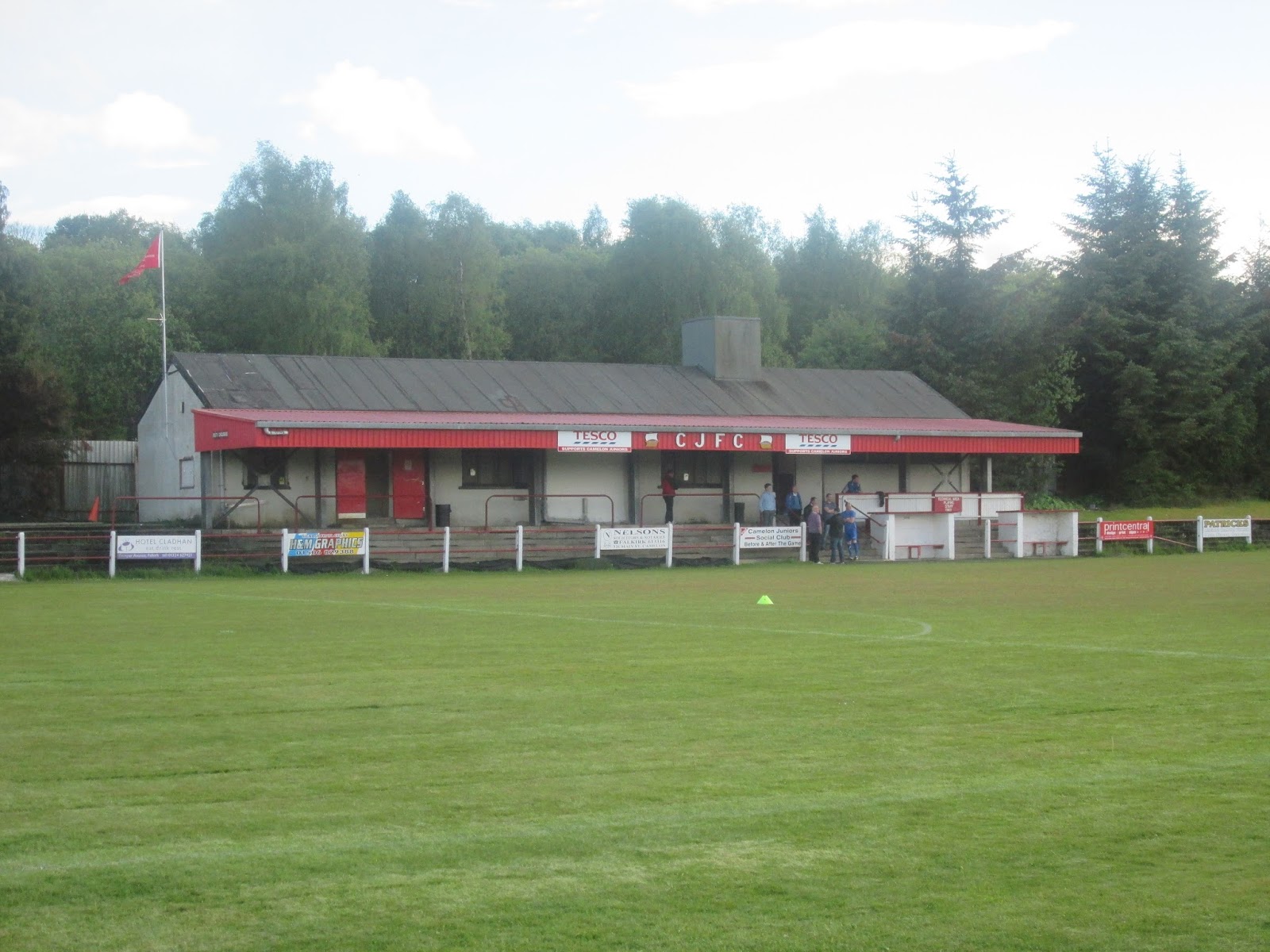 Pie and Mushy Peas: Camelon Juniors FC