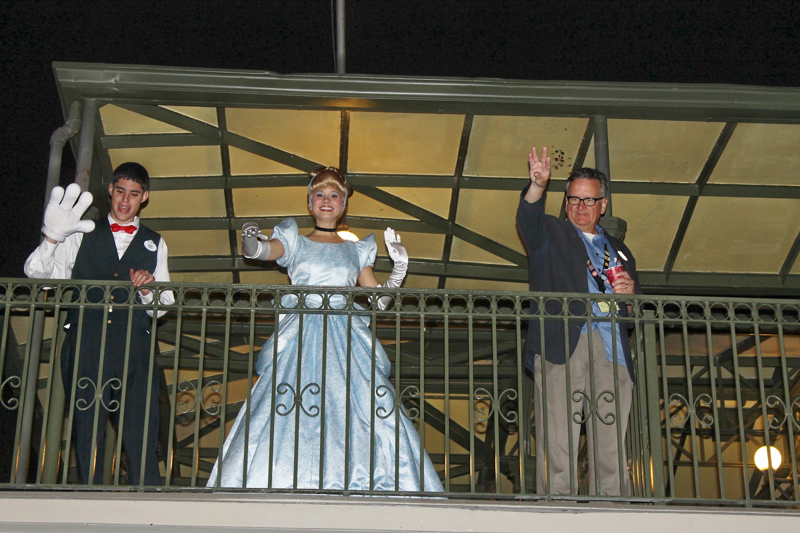 Unofficial Disney Character Hunting Guide: One More Disney Day ...