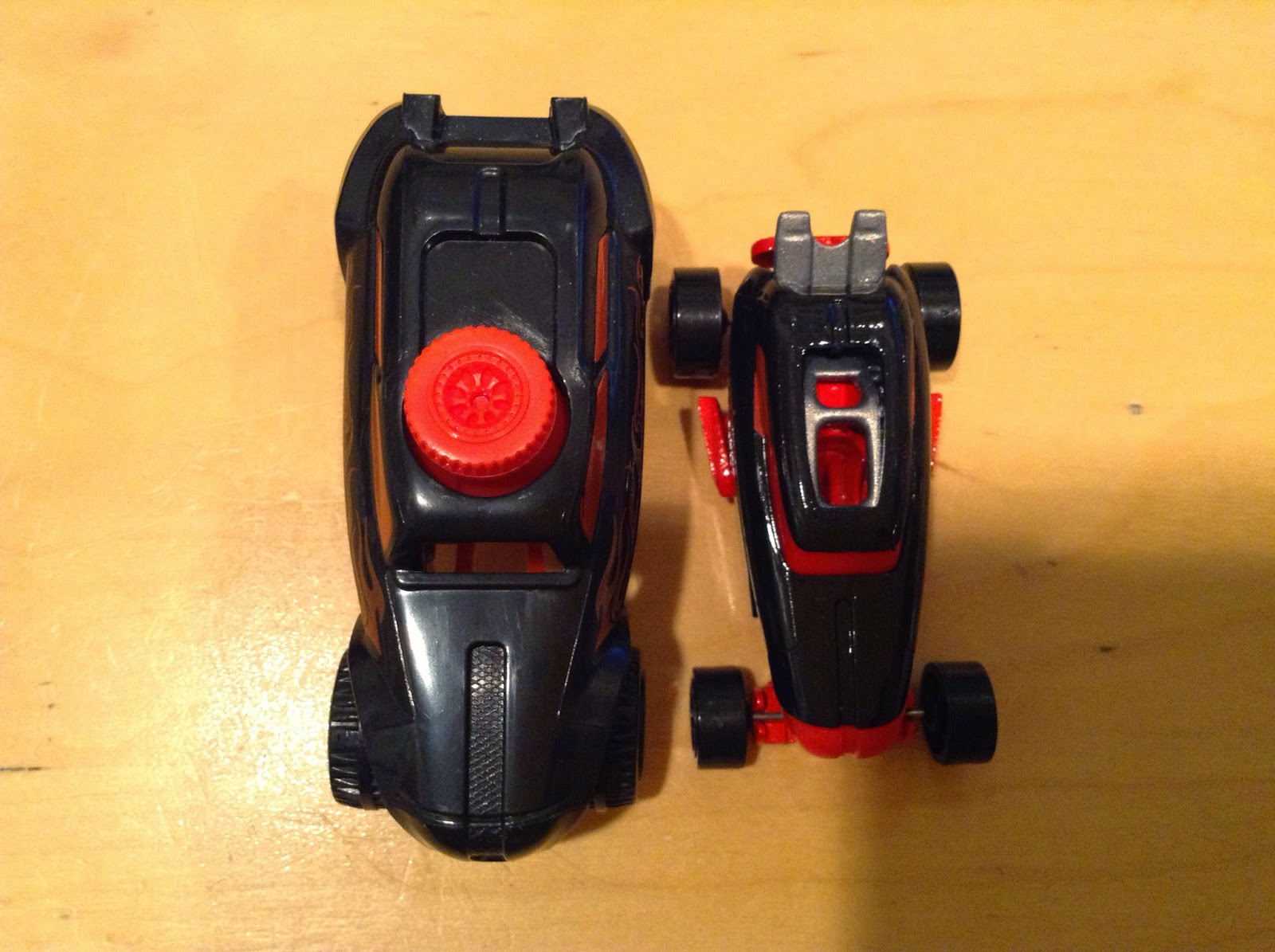 JULIAN'S HOT WHEELS BLOG: Extreme Shoxx Rip Rod & Mainline Rip Rod