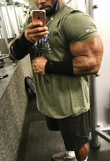 Bodybuilder Muscle Worship: Chris Hester Black Bodybuilder