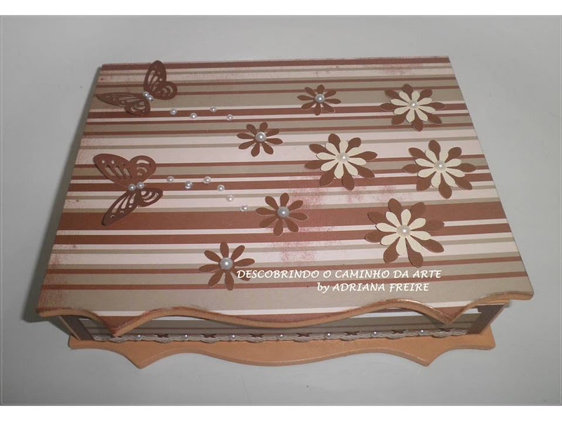 DESCOBRINDO O CAMINHO DA ARTE!: SCRAP E MDF - PORTA JÓIAS!!!!