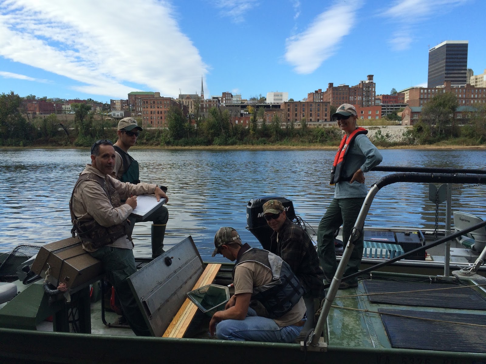 Virginia Fishes: New Muskellunge (Esox masquinongy), walleye and ...