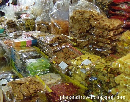 Plan and Travel: Shopping at Padang Besar