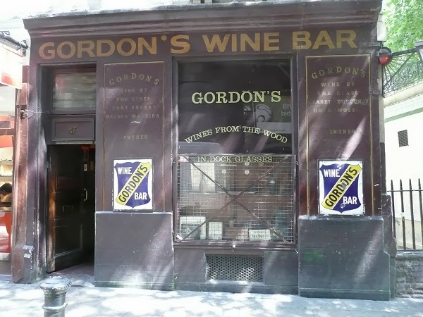 Londres – Gordon’s Wine Bar ~ O Viajante Comilão