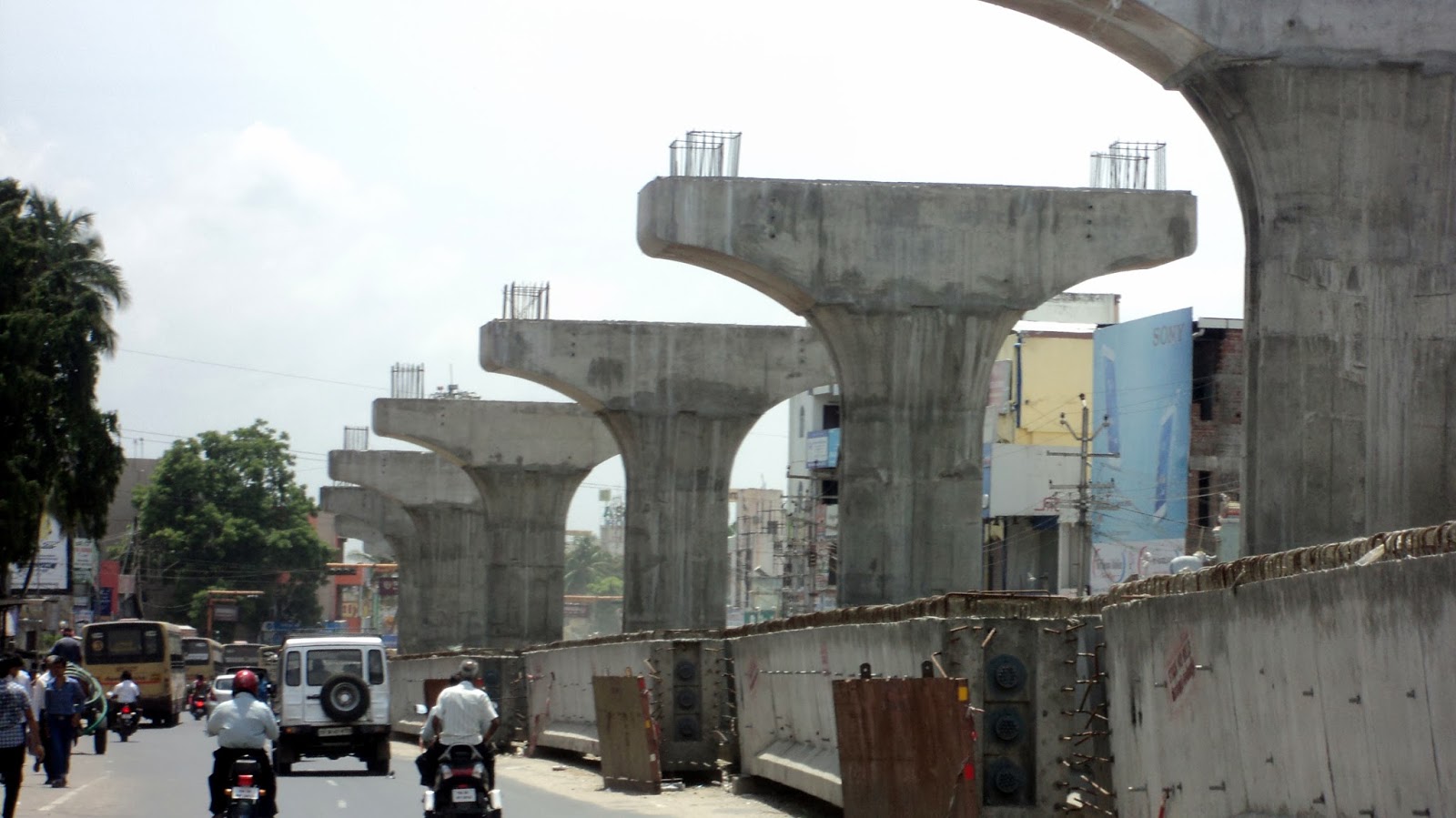 ALL ABOUT COIMBATORE: GANDHIPURAM FLYOVER UNDER CONSTRUCTION