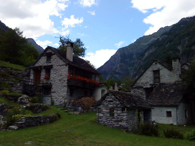 Life In Catalunya: Valle Maggia, Switzerland
