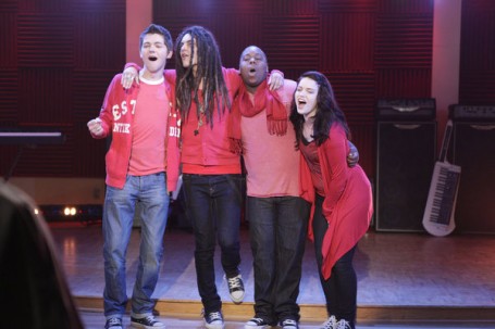 TV Lover: The Glee Project Winner/Glee - Season 3 Trailer