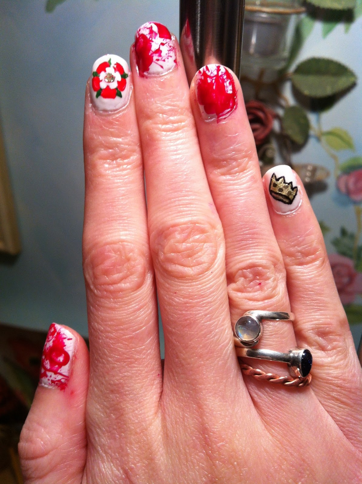 Cutie-cle: 31 Day Nail Art Challenge: Week 24 - Inspired by a Book