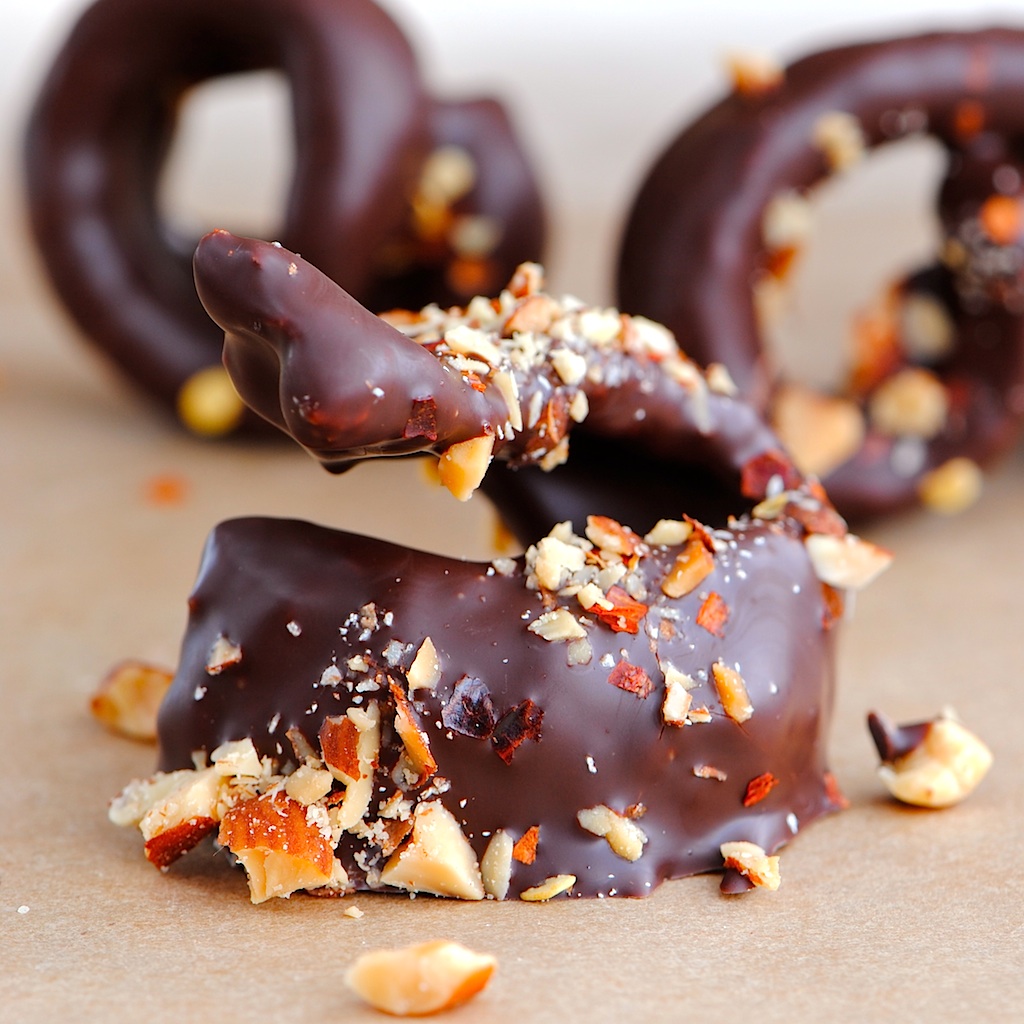 JULES FOOD...: Chocolate Covered Chicharrones