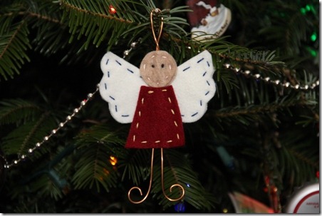 How to Make Angel Jewelry or Ornaments / The Beading Gem
