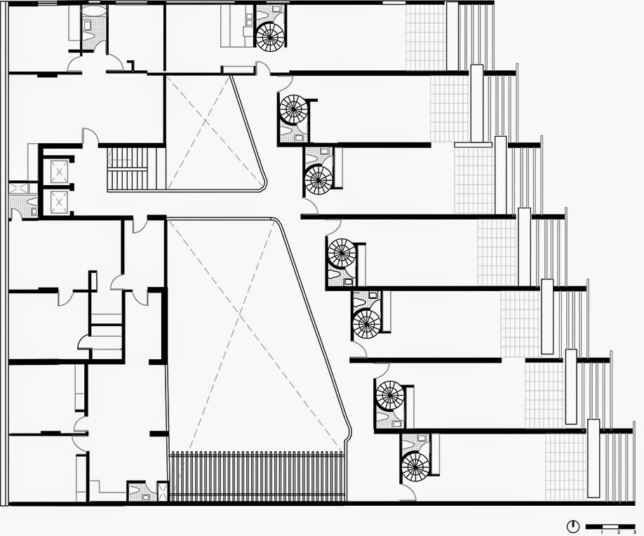 ARQUITECTURA MODERNA EN ECUADOR: EDIFICIO ATRIUM