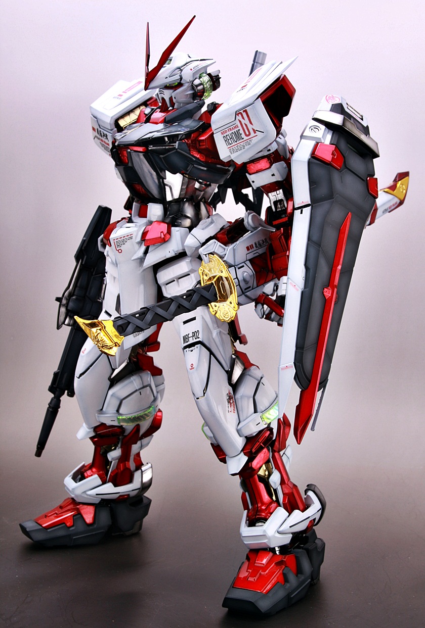 GUNDAM GUY: PG 1/60 Astray Red Frame - Painted Build