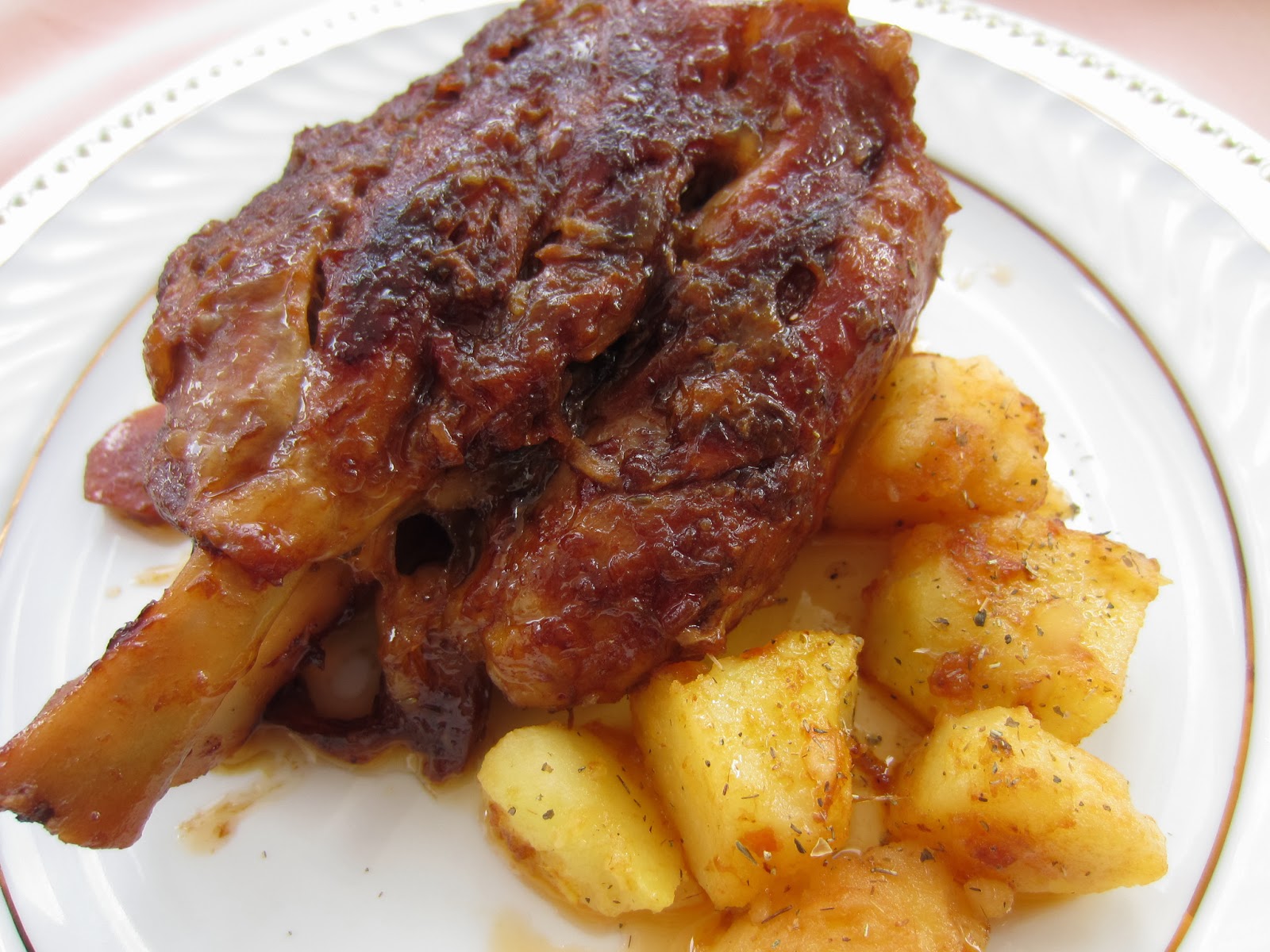 Deliciosa Gula: CODILLO DE CERDO O TUCOS