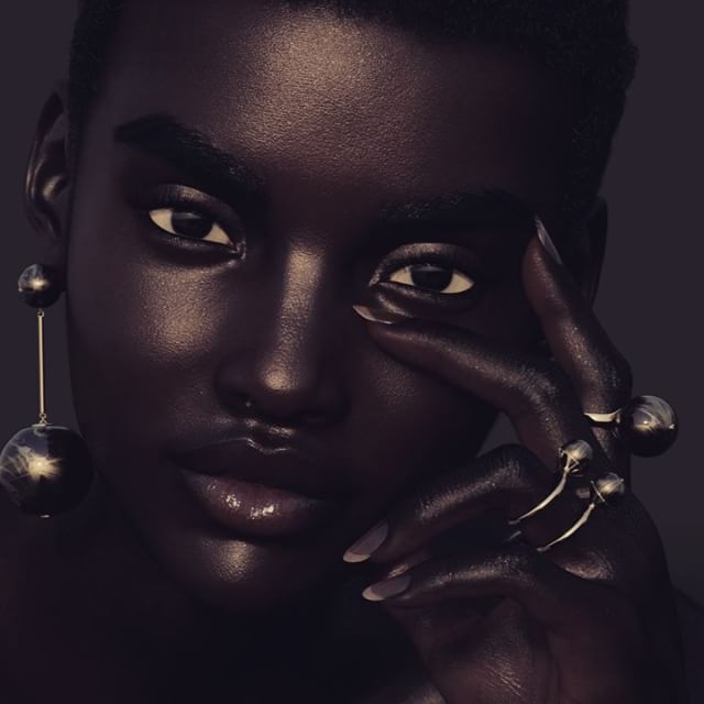 Shudu Gram, a modelo SCI-FI que está dando o que falar ~ NA LÍNGUA DO JU