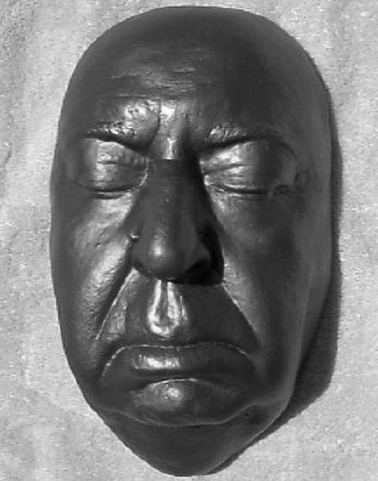 Death Masks of the Famous People (12 pics) - hourly updates