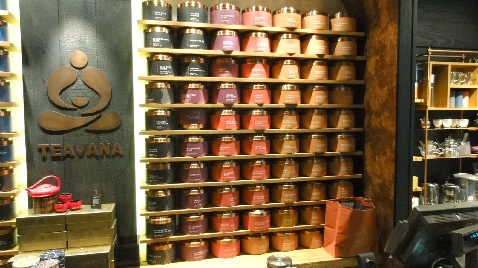 Hindsight : NEW TEAVANA TEA STORE AND CAFE IN NEW YORK CITY