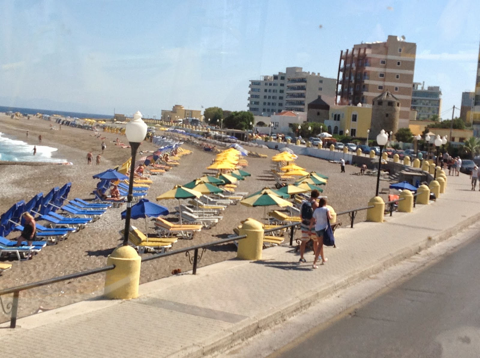 GEZİ YAZILARI: YUNAN ADALARI ( RODOS - MYKONOS - SANTORINI )