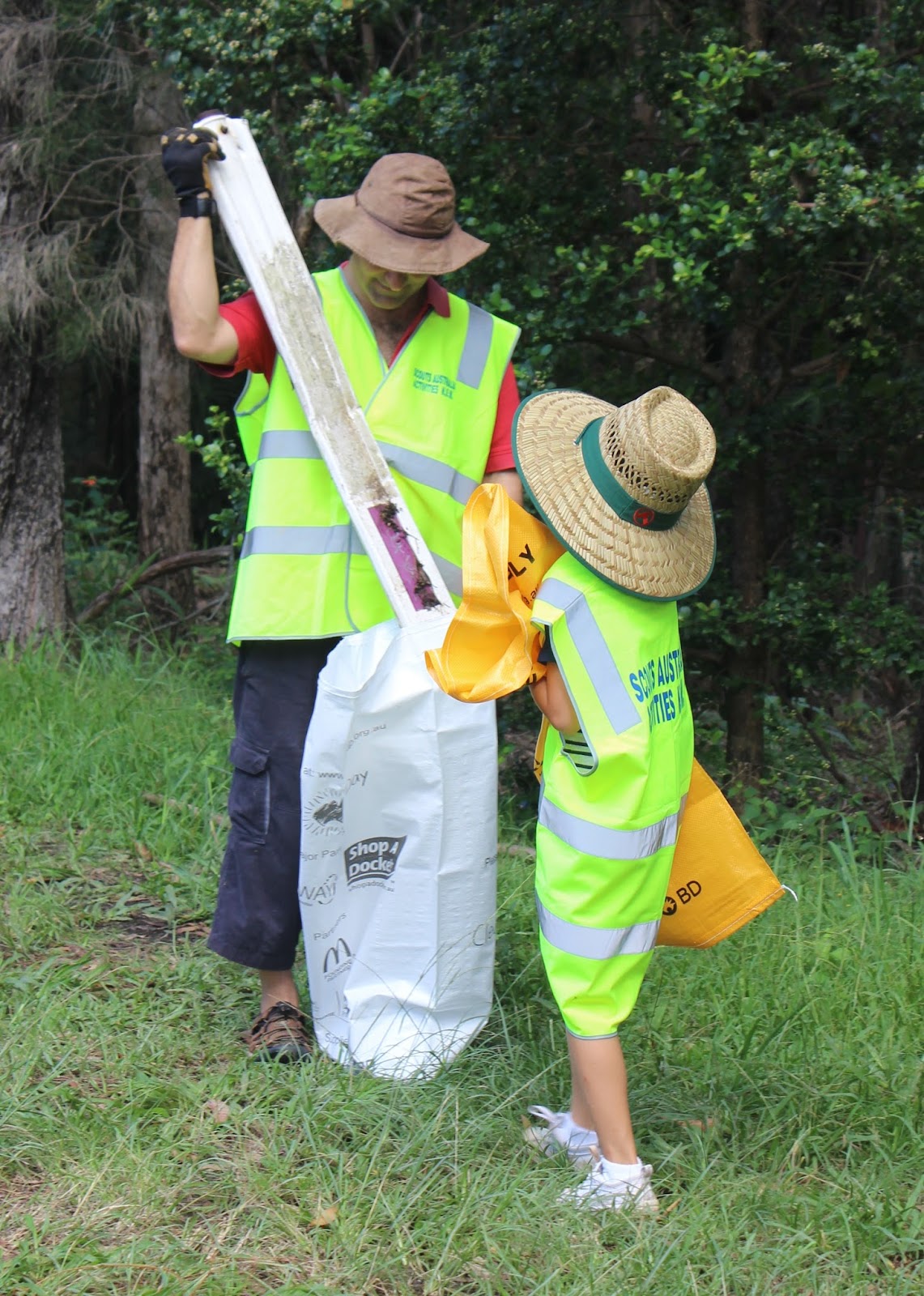 Coffs Harbour Scout Group: Clean Up Australia Day!