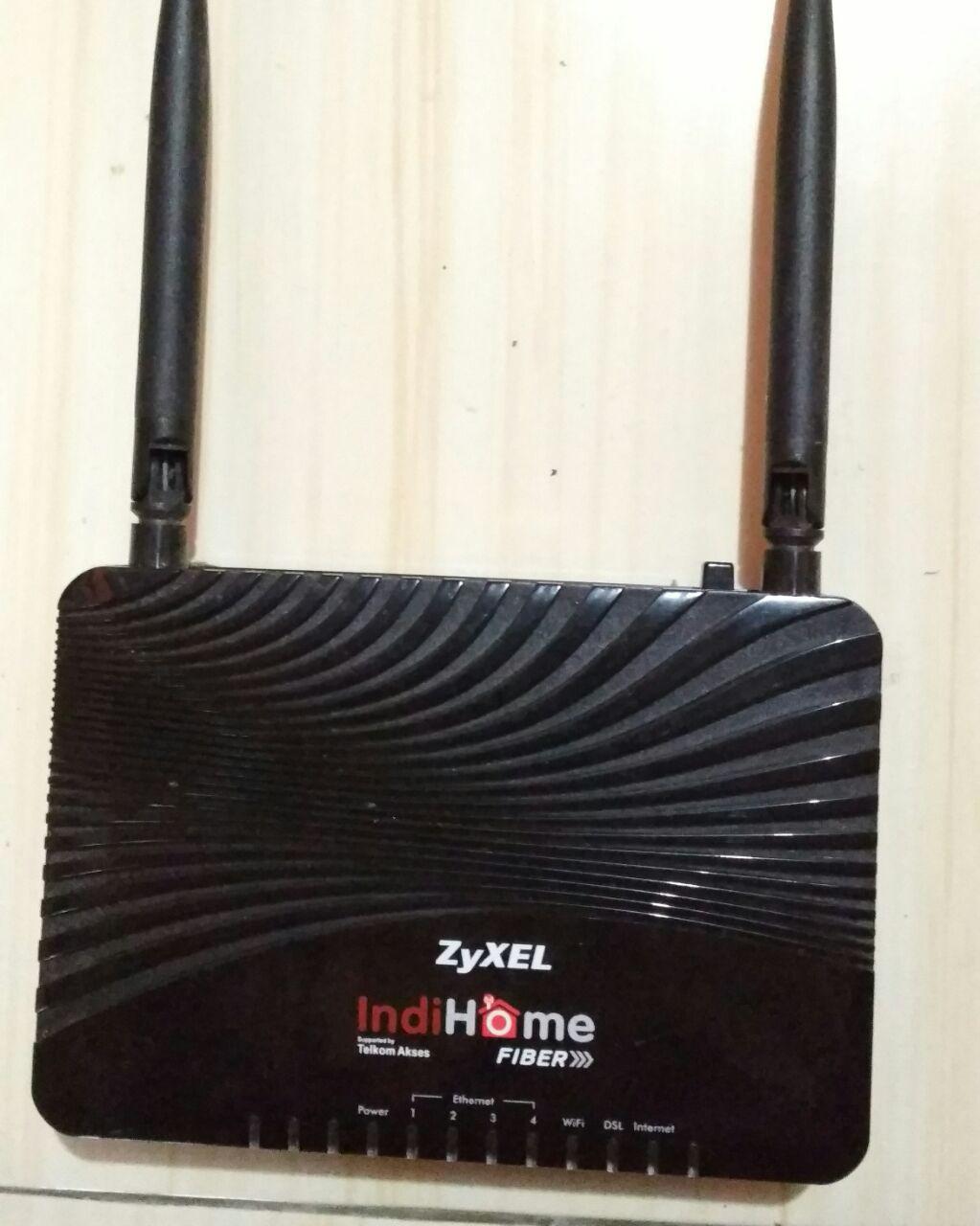 Penanganan Cepat Modem Indihome Tersambar Petir via Twitter @telkomcare