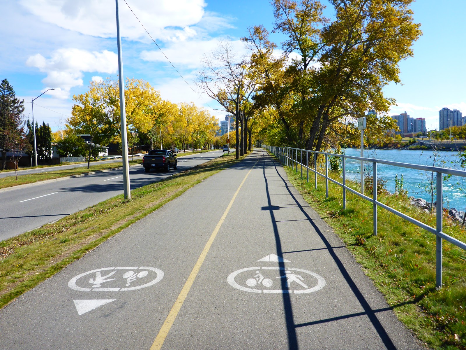 I am Calgary: Calgary: Exploring the Bow River Pathway NW