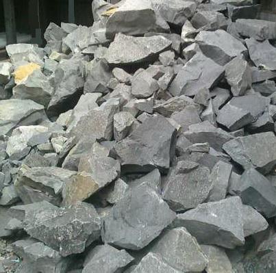 Material Pondasi Batu Kali, Material Utama untuk Pondasi Bangunan.