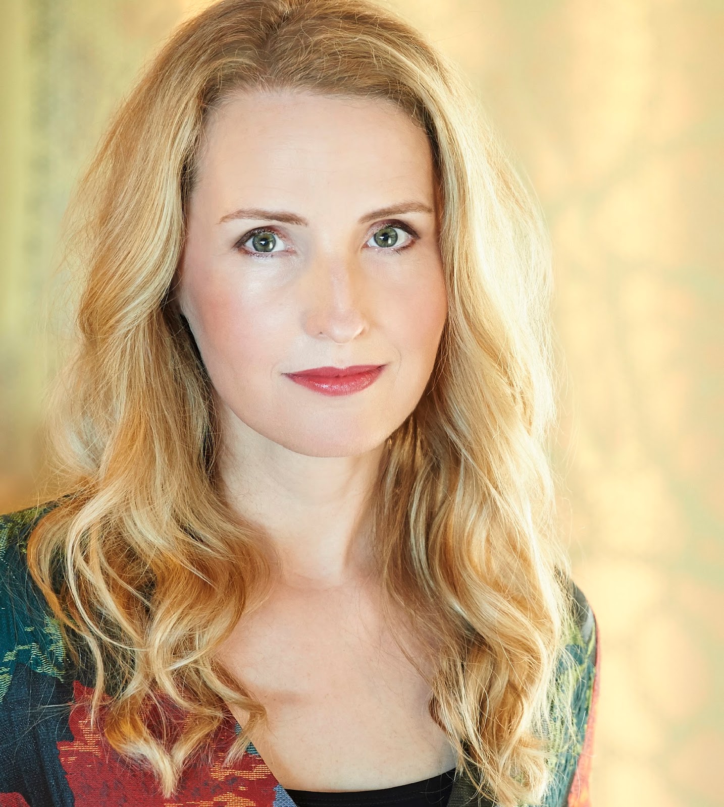 Romance Reader: Friday Favorites with Dr. Elizabeth Reid Boyd