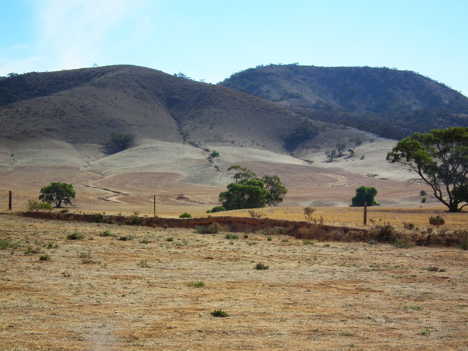 Meander to the Max: World's End and Burra Creek Gorge ... watching out ...