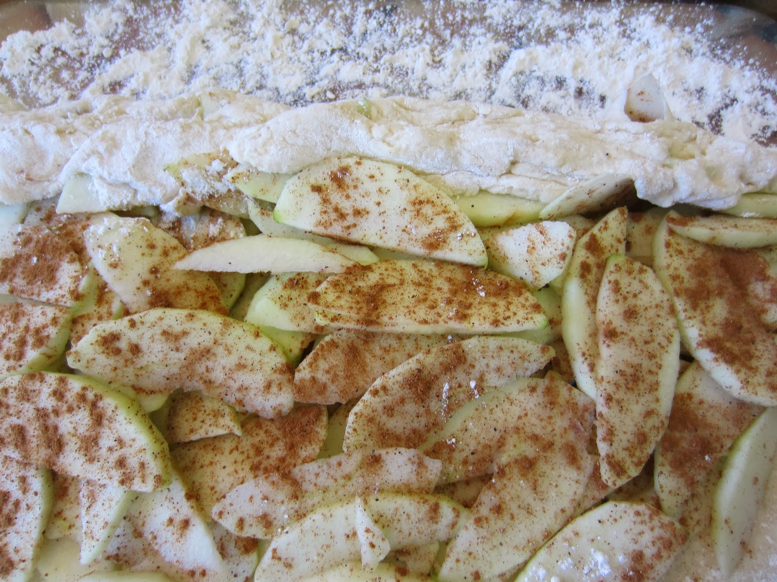 My Patchwork Quilt: APPLE ROLL-UPS, AN AMISH RECIPE