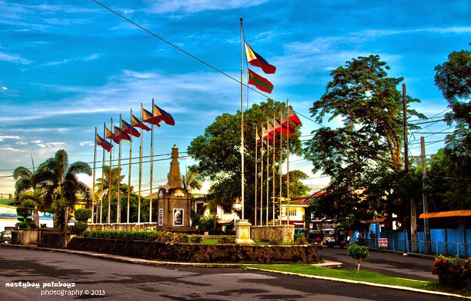 Lutong Cavite : 13 Martyrs Monument