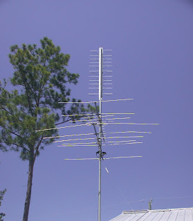Gray-Hoverman home built.: Gray-Hoverman home built UHF TV antenna.