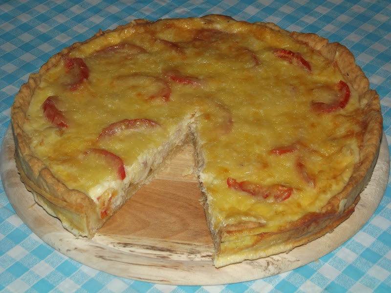 Adventures in Flavorland: Smoked trout quiche provencal (French)