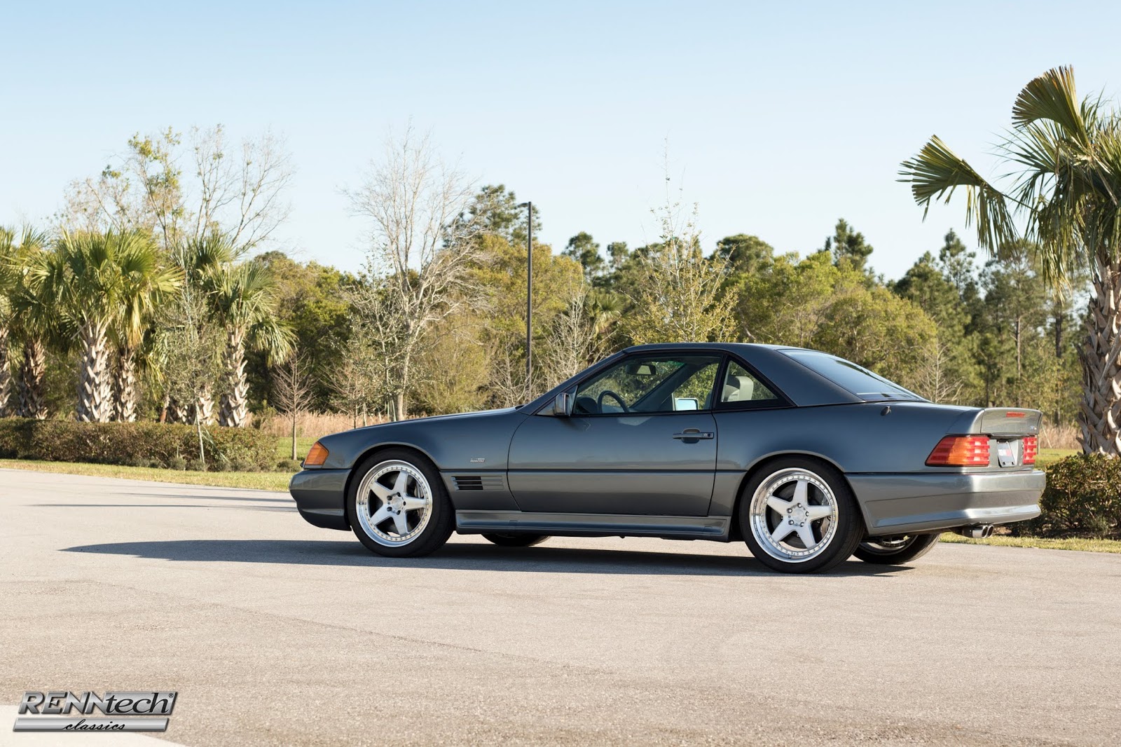RENNTECH :: NEWS: RENNtech’s Resto Mod | 1998 Mercedes-Benz SL500