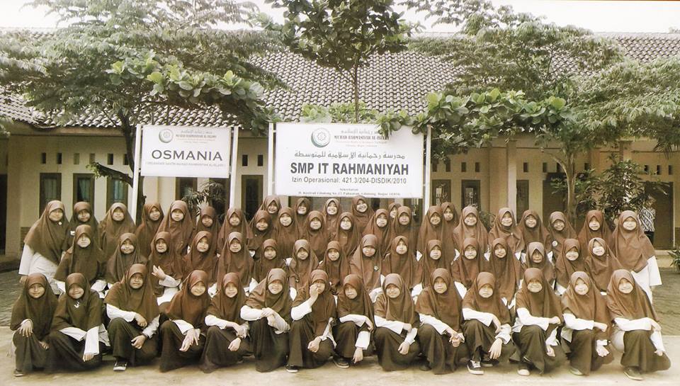 Foto G-STAR Angkatan 2 Akhwat Ma'had Rahmaniyah Al-Islamy - Notes By Me