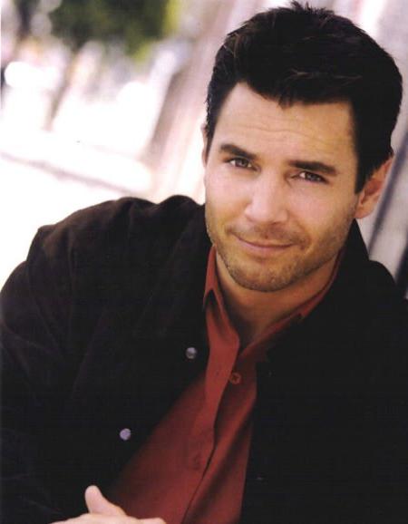 Eyecons: FRIDAY'S FAB 40+ JONATHAN AUBE