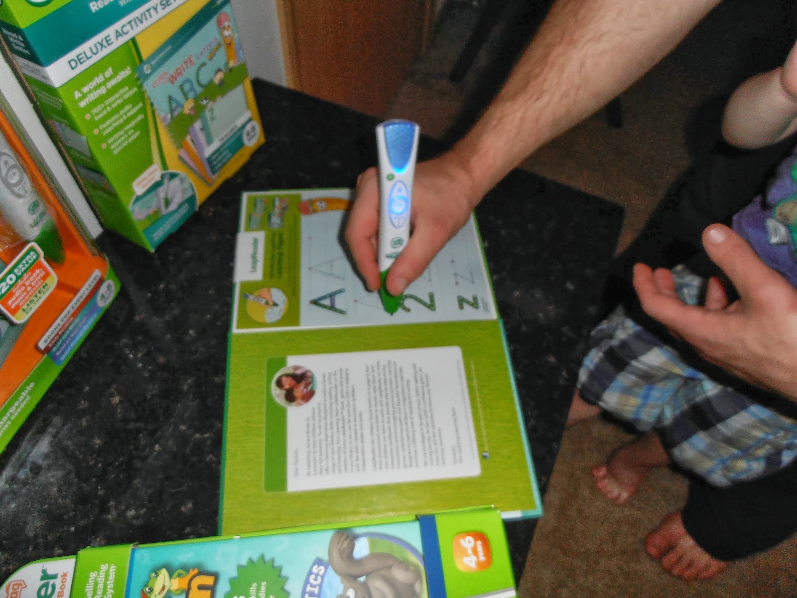Life According To GreenVics: LeapReader™ "Ready, Set, Read & Write" Party!