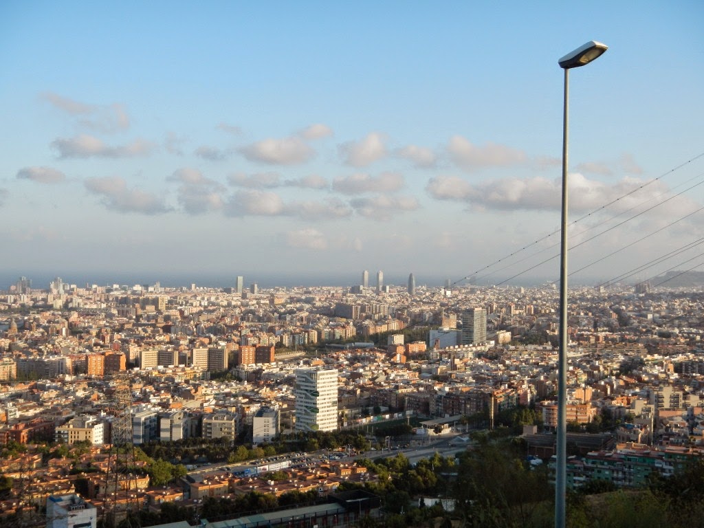 Mirador de Torre Baró | Barcelona ~ TRAVELFAMILYBOX