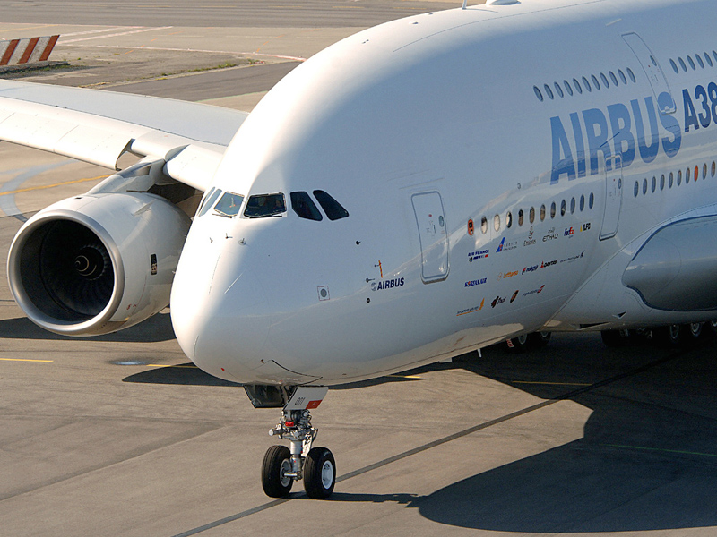 Airbus A380 pictures: Airbus A380 history