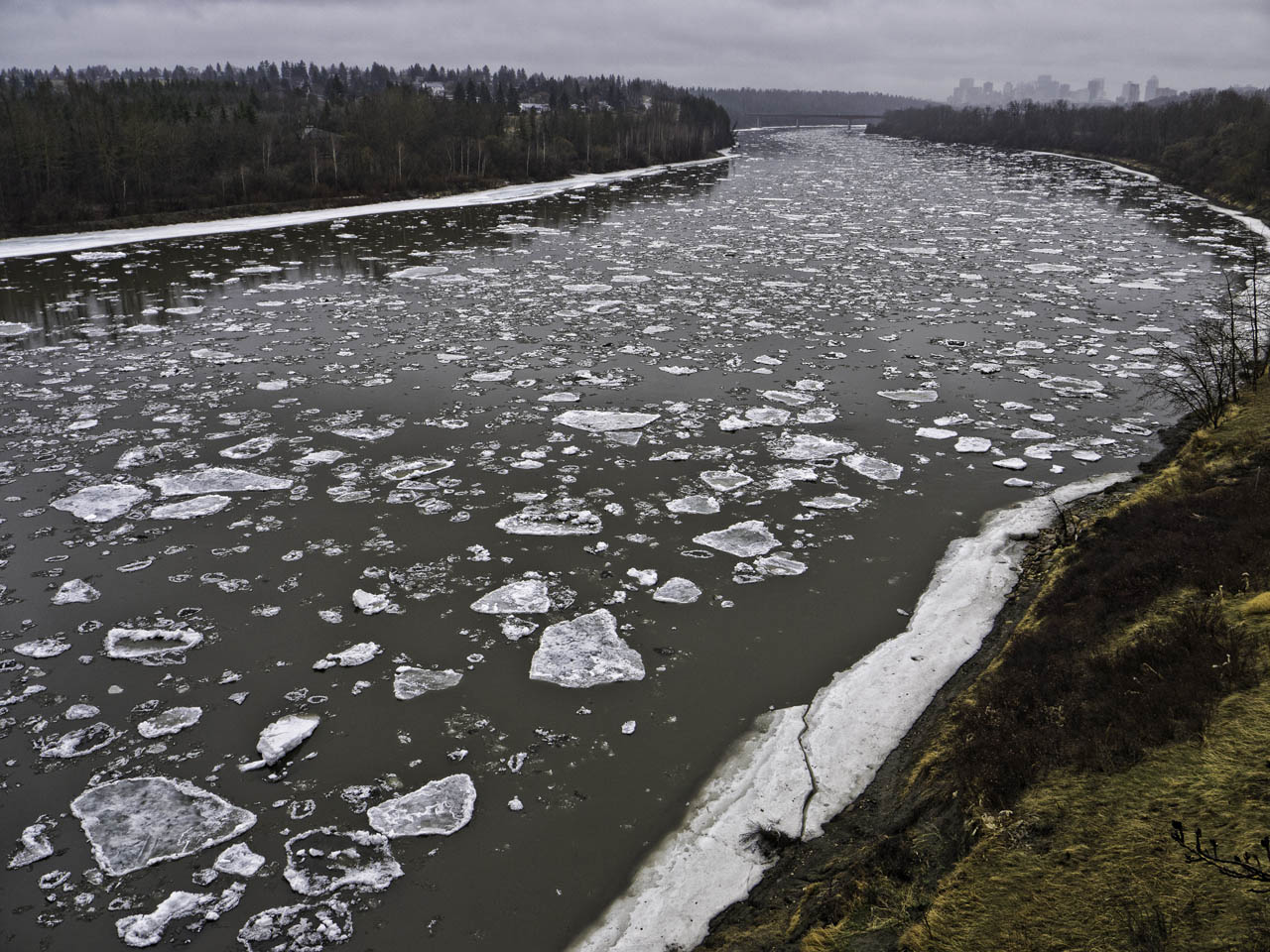 Jim Cox Photos: April 13 River Ice Breakup 2