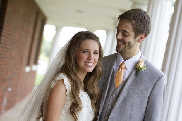 Fly Me to the Moon: 2014 Celebrity Weddings Recap