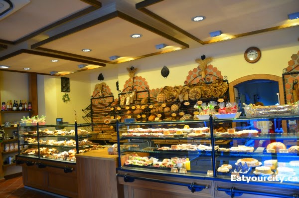 Eat Your City: Frankfurt in a day - first stop... Bäckerei HansS, one ...