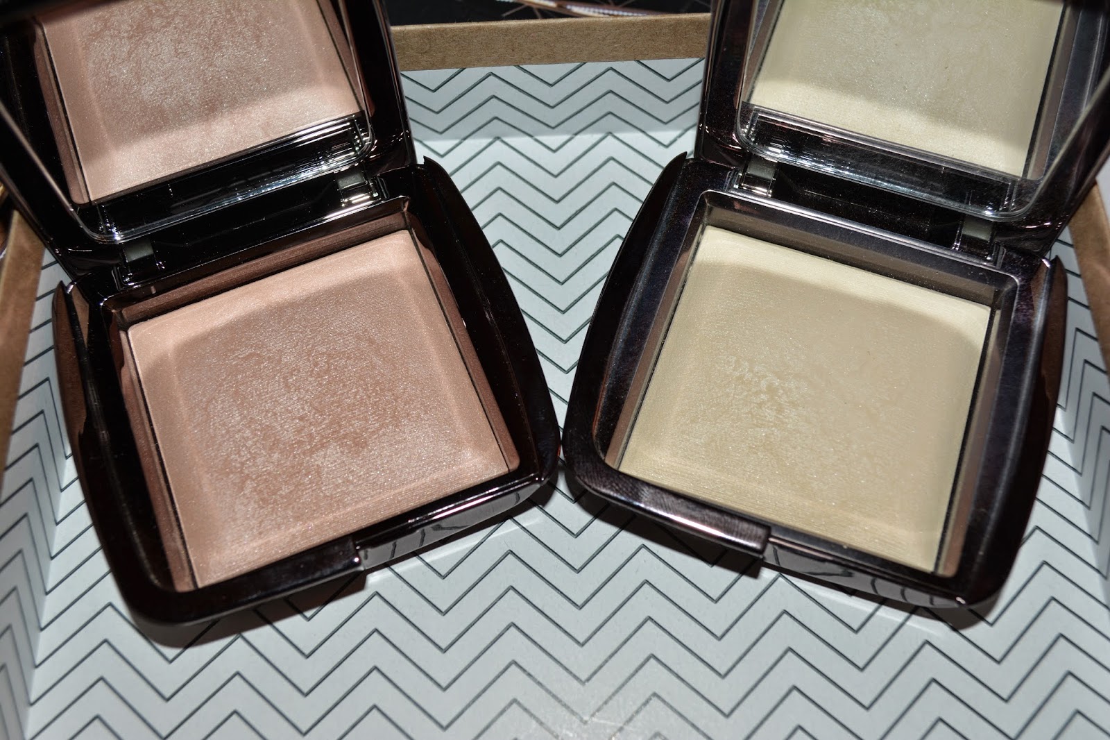 Charm City Mrs.: Hourglass Ambient Lighting Powders and Blushes