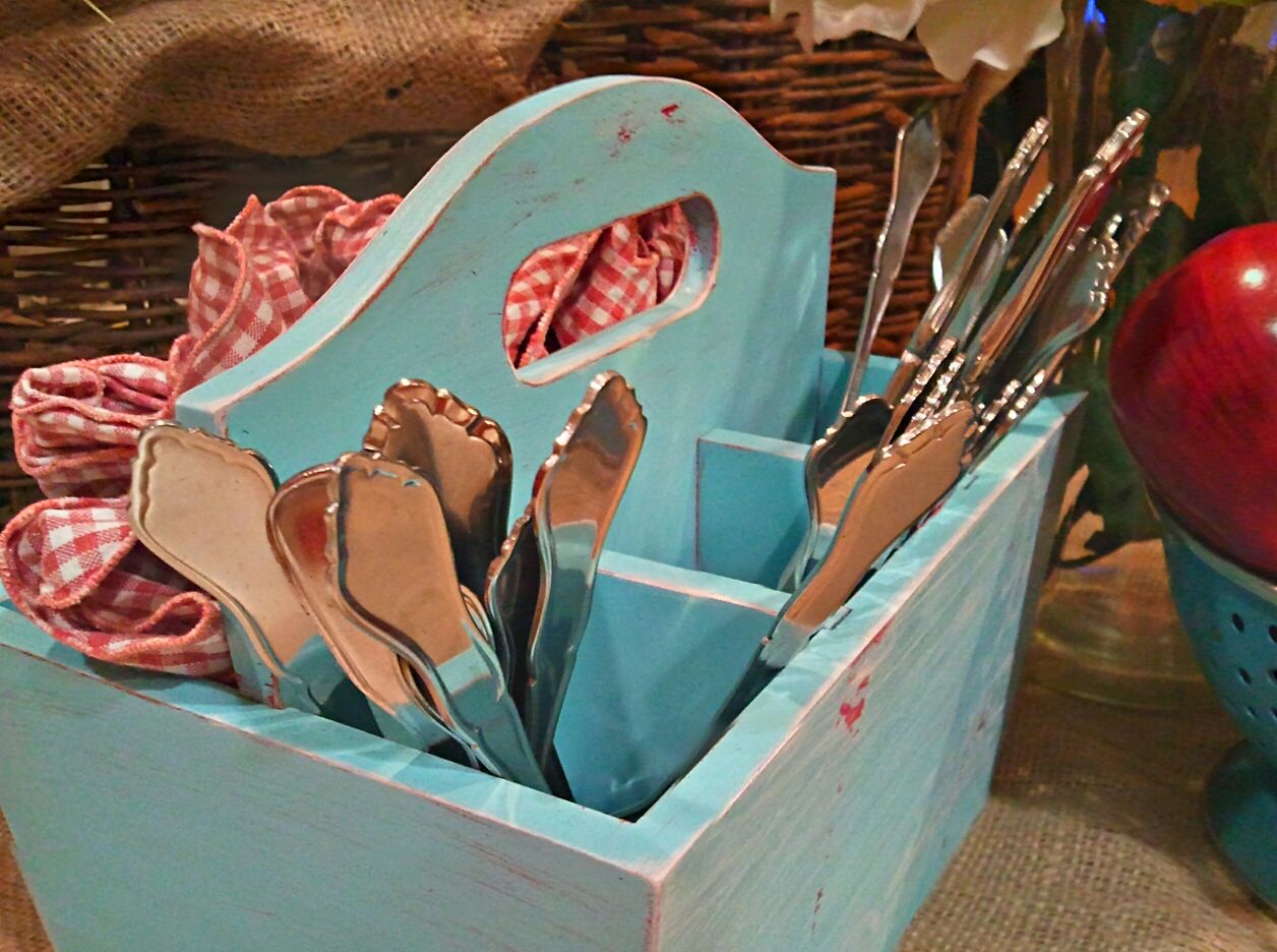 Summer Flatware Caddy – twelveOeight