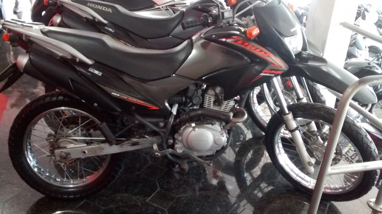 Motocar Motos Usadas Jaboticabal: HONDA BROS 150 ESD 2011 PRETA R$7000,00
