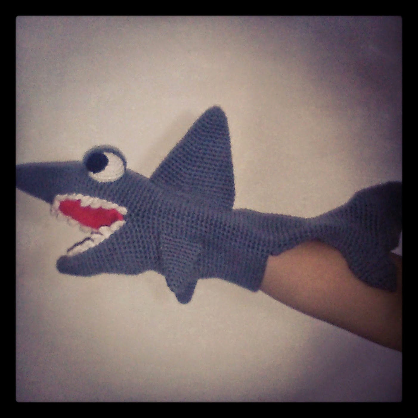 Judd Of All Trades: Tauró Tigre Titella / Tiger Shark Puppet