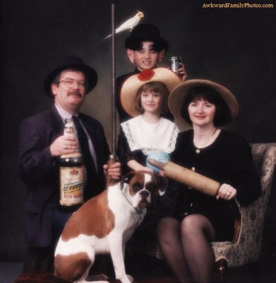 Is it weird ?: Weird Family Photos
