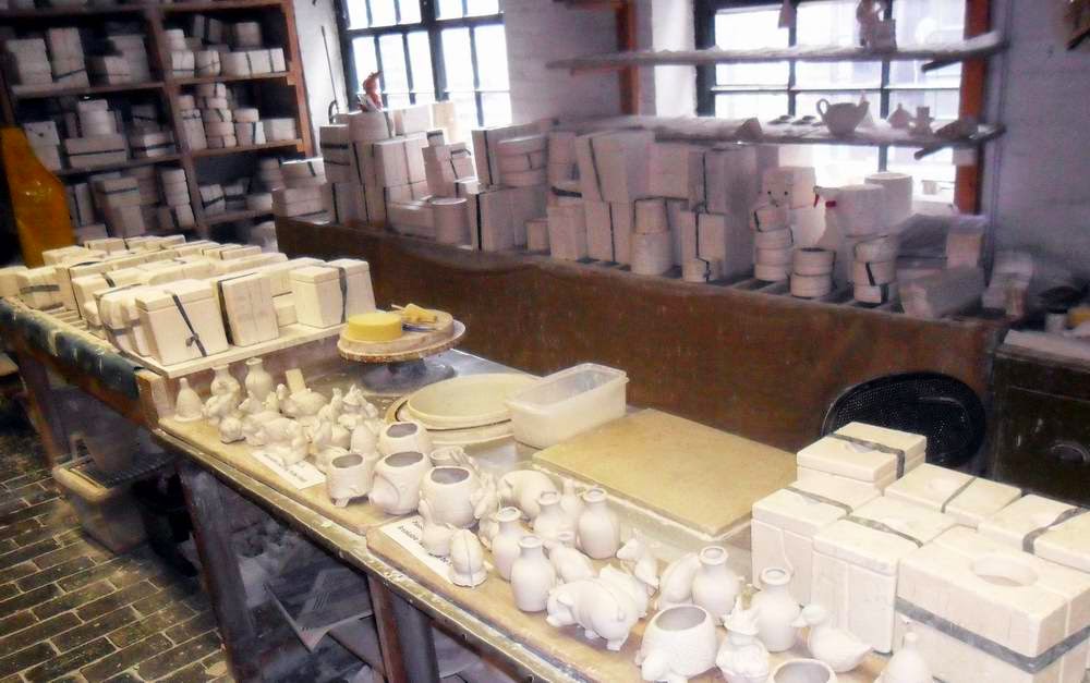 The Gladstone Pottery Museum Story: What you can see